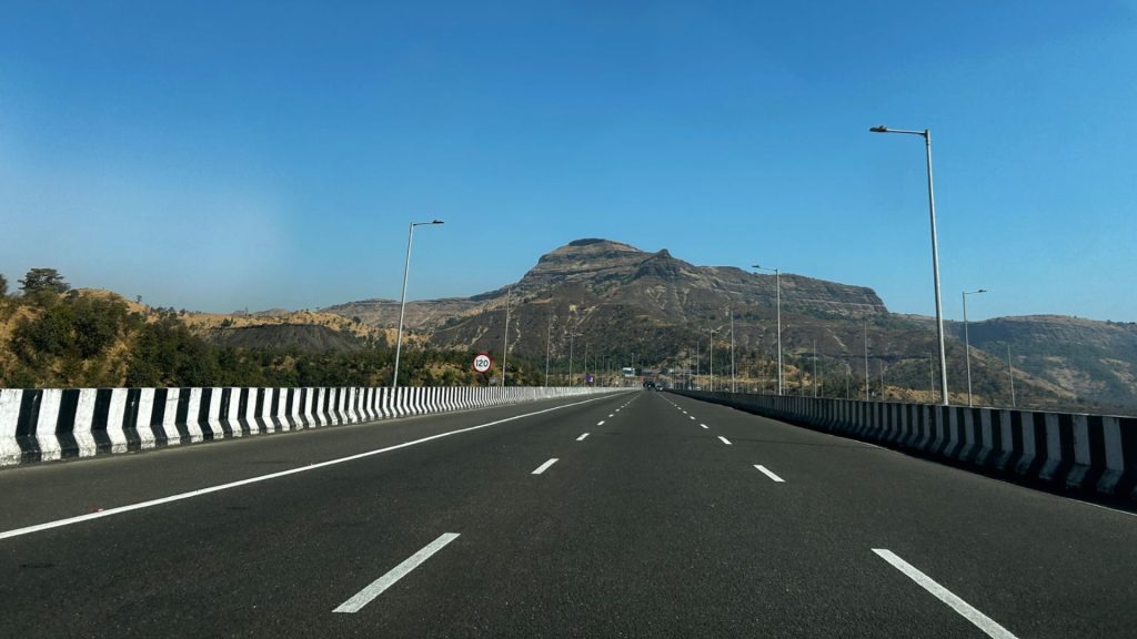 Commercial Bio-Bitumen from Rice Straw Hits Roads | ESG News.earth